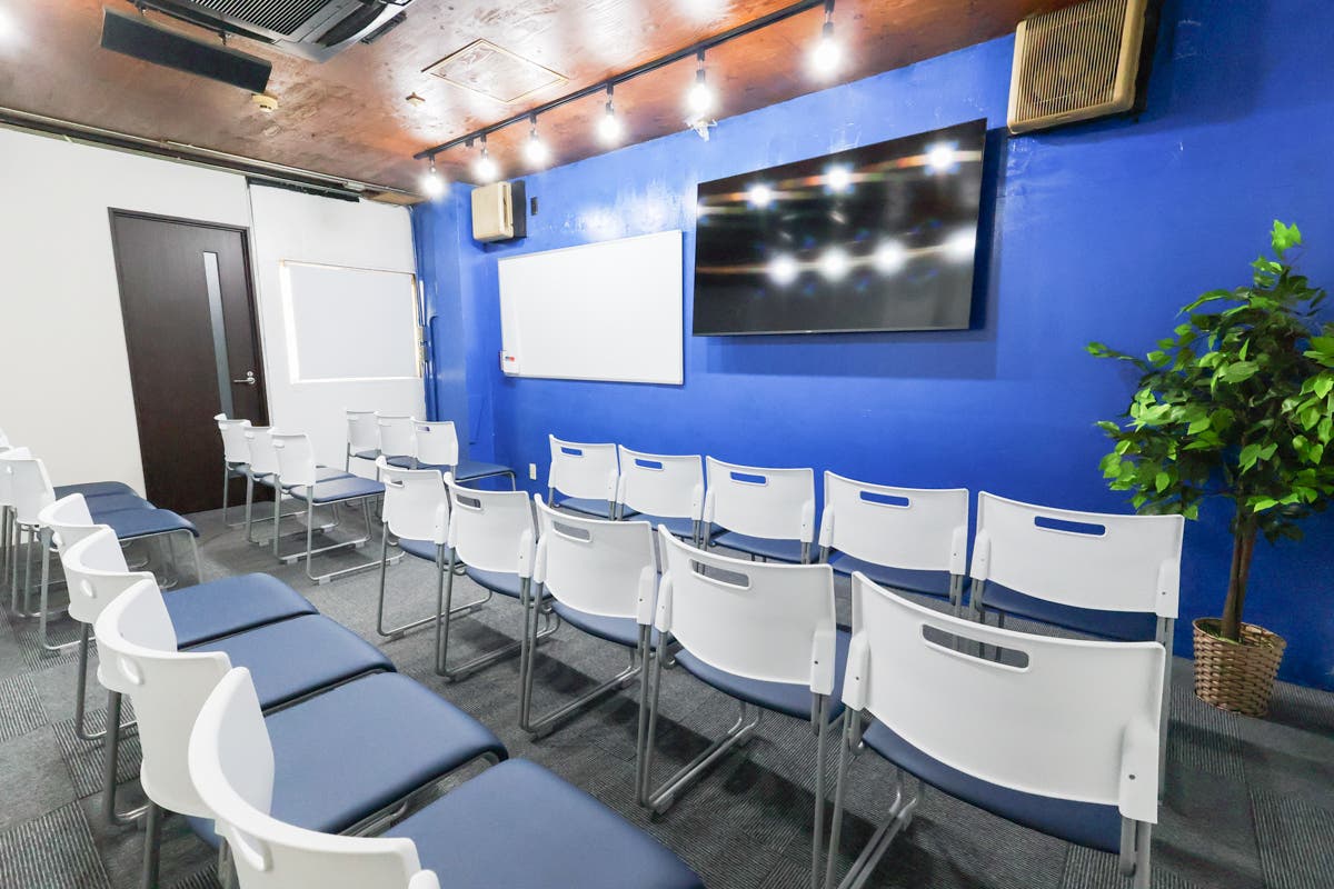 【なんば駅徒歩1分！定員24名】モニター・高速WiFi全て無料！ふれあい貸し会議室 なんばNo168 道頓堀・グリコサインそばの写真15