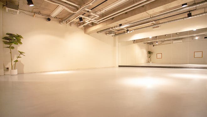 NEW!🌸【仙川駅2分】大型鏡&ダンス向け床36㎡✨ダンス・ヨガ・演劇・コスプレ・撮影に使える広々スタジオの写真4