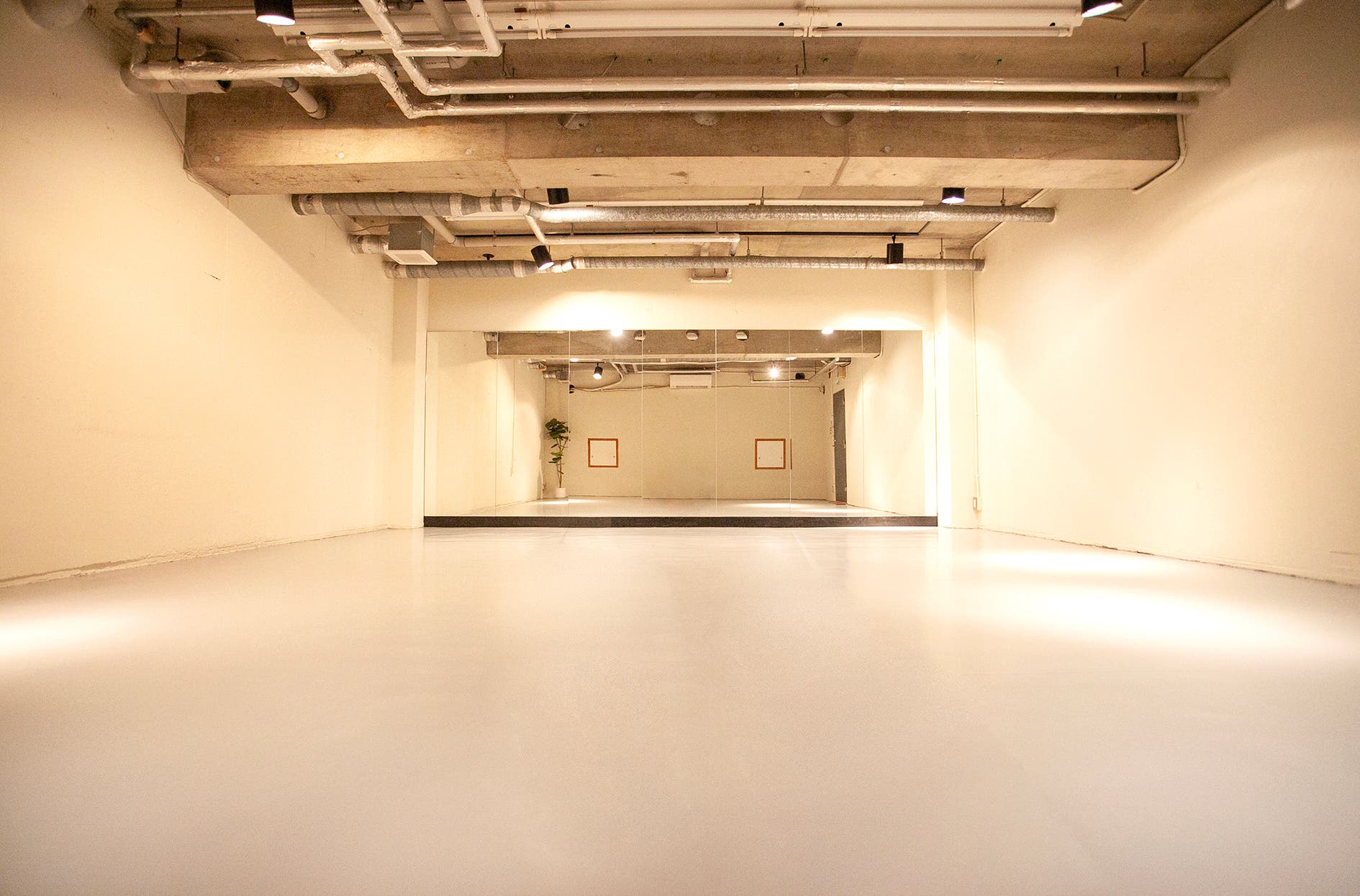 NEW！🌸【仙川駅2分】大型鏡＆ダンス向け床36㎡✨ダンス・ヨガ・演劇・コスプレ・撮影に使える広々スタジオの写真5