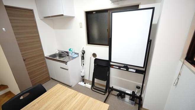 <ミーティングスペース立川>立川駅徒歩5分🚃4名収容🪑Wi-Fi📶モニター🖥️会議/商談/面談/ワークショップの写真4
