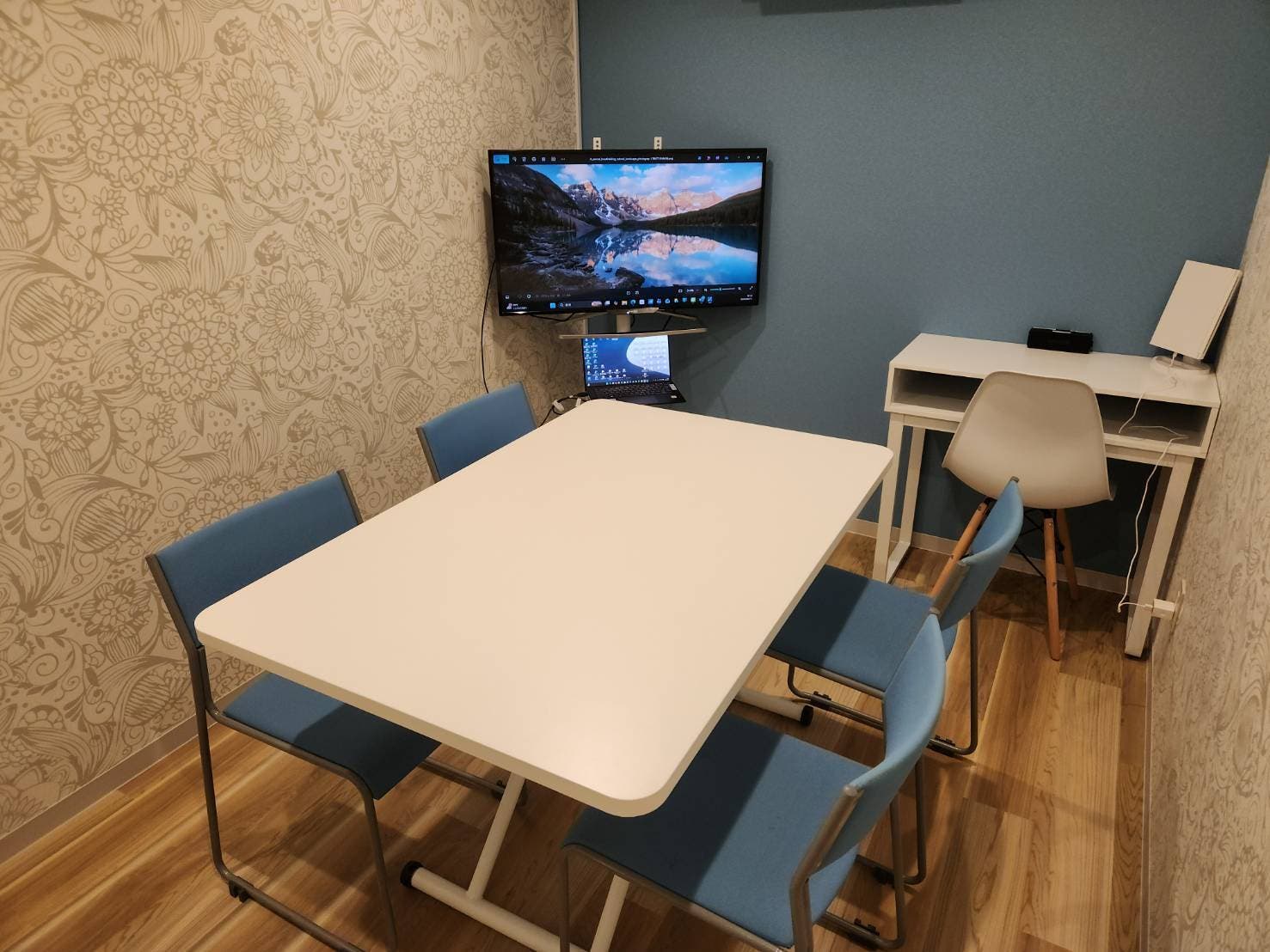国立駅1分／少人数のサークル、ヨガ教室等に最適な個室レンタルスペース　Room2の写真4