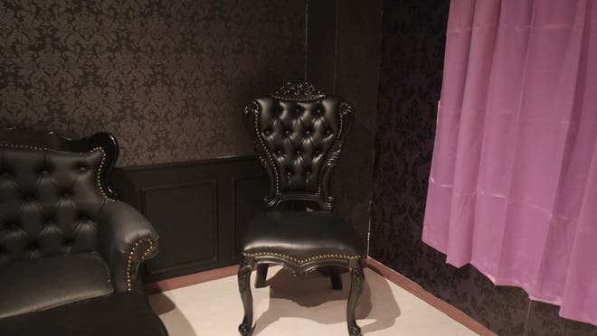 【日本橋】自然光✨◎ダーク・フェアリーテール👑🖤黒×紫💜推し活|アパレル撮影|物撮り|ポートレート|動画の写真8