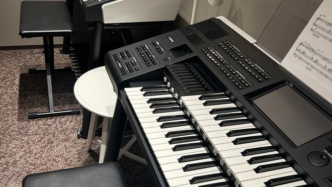 【横浜駅徒歩5分】7.70㎡/最新エレクトーン2台備え付きの音楽ルーム(ルービー横浜 room2)の写真5