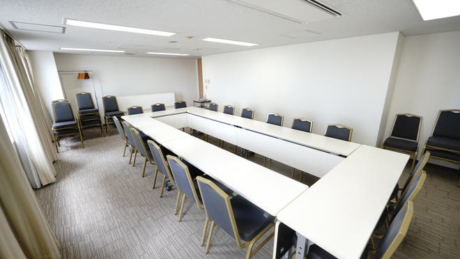 <横浜桜木町ワシントンホテル貸会議室ローズ2>桜木町駅徒歩1分🚃35名収容🪑光回線Wi-Fi📶セミナー/研修/会議の写真9