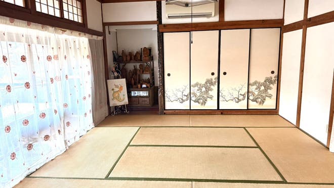 【大阪 岸和田】市内から40分。駐車場有、築65年古民家カフェ。和室とカフェスペース。アットホームな空間。の写真1