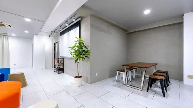 【金山駅5分】広々64㎡!自然光たっぷりマルチスタジオ/撮影機材&プロジェクター完備|懇親会&ビジネス利用◎_ツナグスペース金山の写真6
