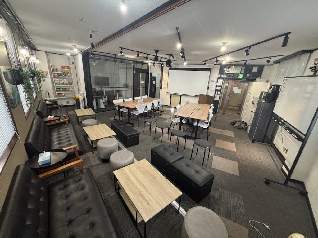 【藤沢駅徒歩6分】🎉NEW OPEN🎉【最大３７名収容可】貸し会議｜研修・セミナー｜ボドゲ・ママ会｜５名までの平日限定プランの写真2