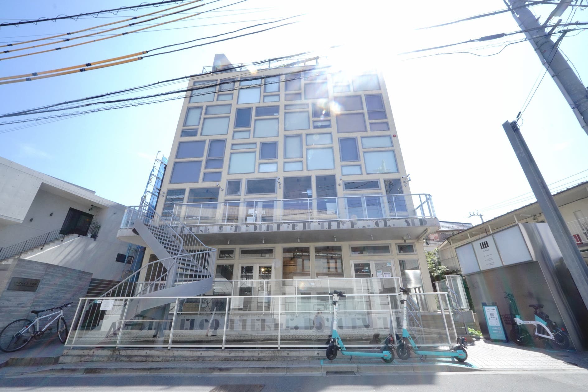 ＜MAKUAI WORK 下北沢 1名用フリー席F5＞下北沢駅徒歩2分コワーキングスペース✨光回線Wi-Fi🛜電源🔌の写真13