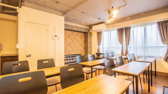 【高田馬場駅3分!16名利用可!】綺麗な室内!WiFi・プロジェクター・ホワイトボード全て無料!ふれあい貸し会議室 高田馬場Dの写真2