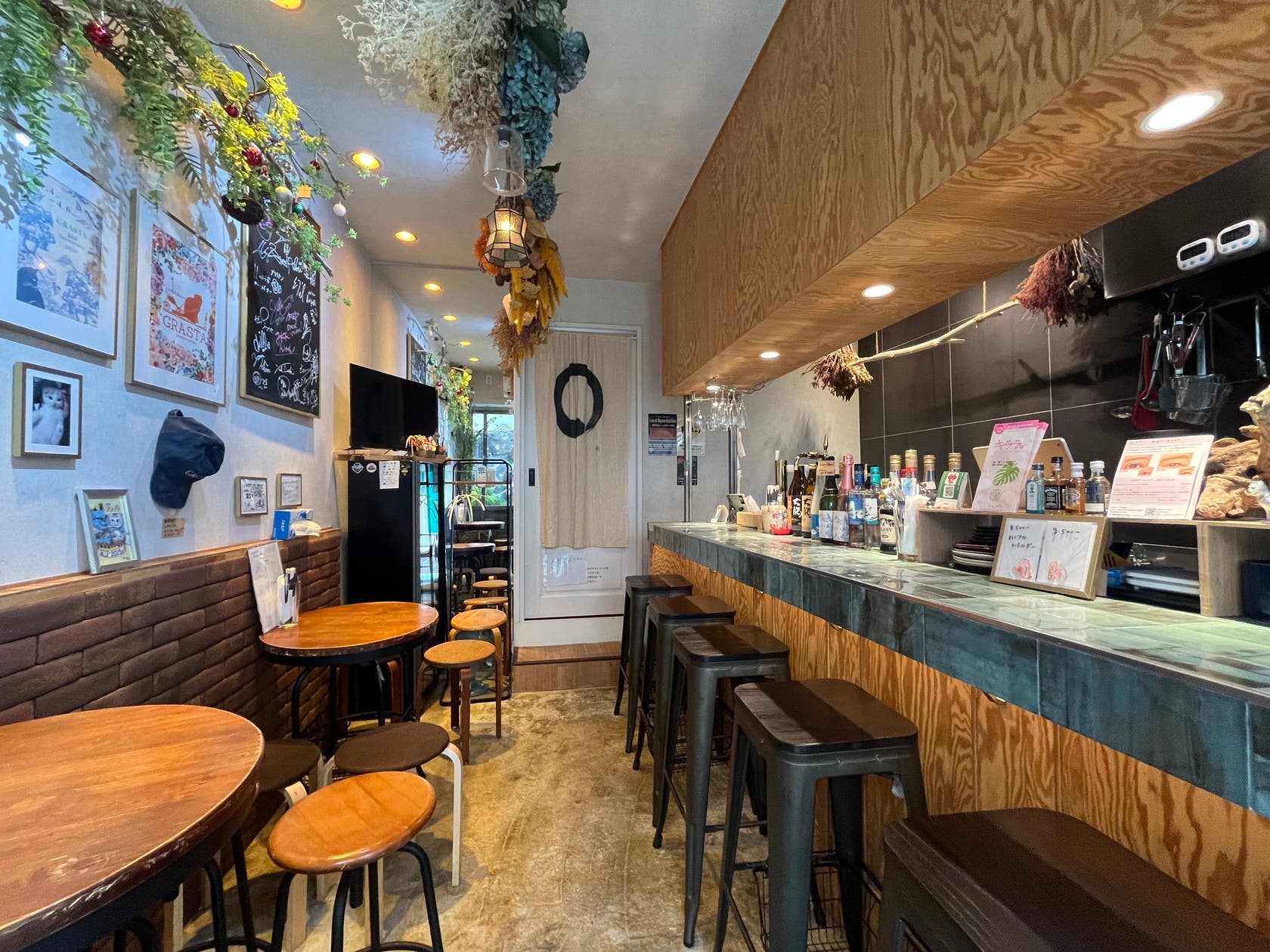 【下北沢】厨房完備のカフェバー☕1日店長・お誕生日会・ポップアップ・撮影・オフ会に（着席10名/7時〜18時利用/　外席有）の写真4