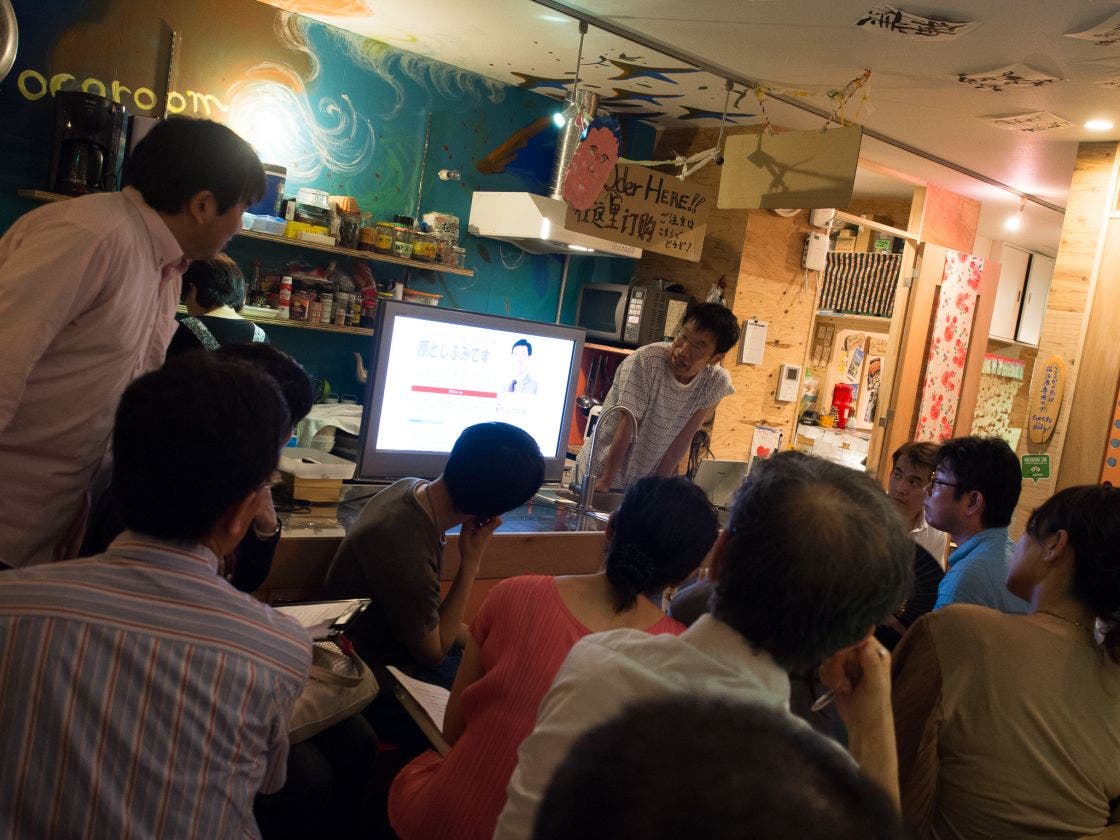 大阪市 駅からアクセス良好　アートな世界を体験できるカフェルームで、コワーキングスペースとしても最適です！の写真7