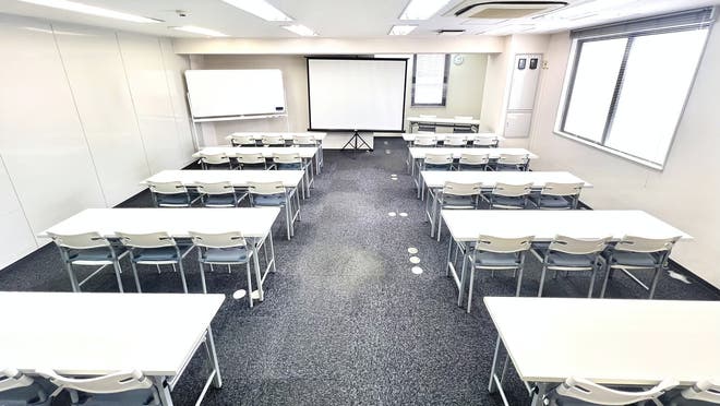 ☆NEW☆【本町駅から徒歩5分】大阪本町店 6階C会議室【会議・研修・試験会場・セミナーに】の写真1