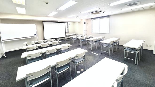 ☆NEW☆【本町駅から徒歩5分】大阪本町店 6階C会議室【会議・研修・試験会場・セミナーに】の写真3
