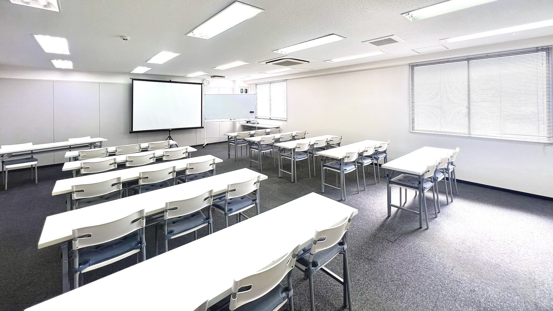 ☆NEW☆【本町駅から徒歩5分】大阪本町店 6階B会議室【会議・研修・試験会場・セミナーに】の写真2