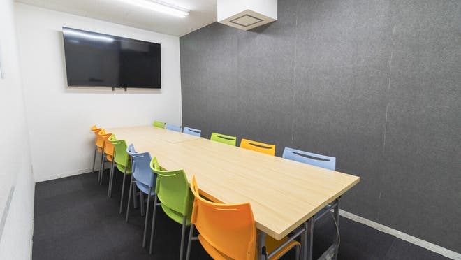 【東京駅・日本橋駅2分】完全個室改装済!プロジェクター・プリンター・コピー機・WiFi全て無料!ふれあい貸し会議室 八重洲No2の写真1