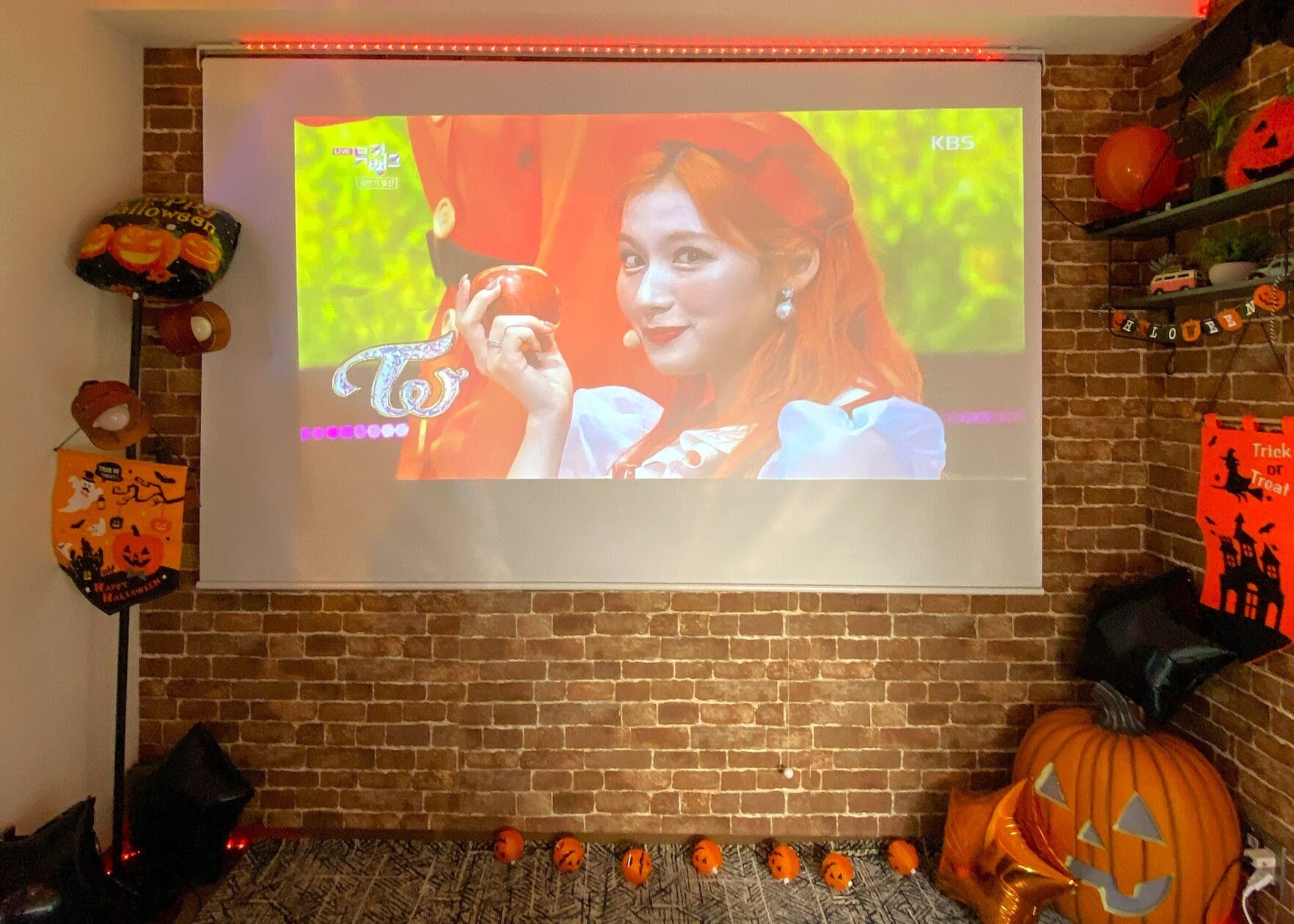 【Base Segreta】町田駅5分/大型プロジェクター/ハロウィン🎃/推し会/ゲーム🎮/映画鑑賞🎬/誕生日🍰/デートの写真1