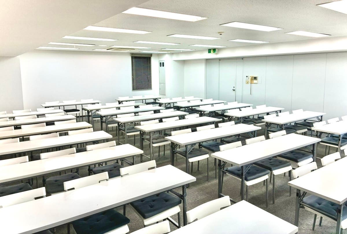 ☆NEW☆【本町駅から徒歩5分】大阪本町店 4階A会議室【会議・研修・試験会場・セミナーに】の写真3