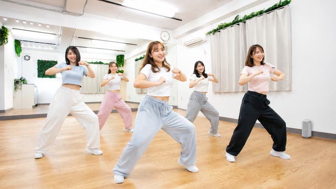 新宿三丁目駅2分新宿付近(Studio LEAF新宿B)大型鏡5.7m広々30㎡スタジオでダンス・ヨガ・コスプレ・撮影演劇に最適の写真2