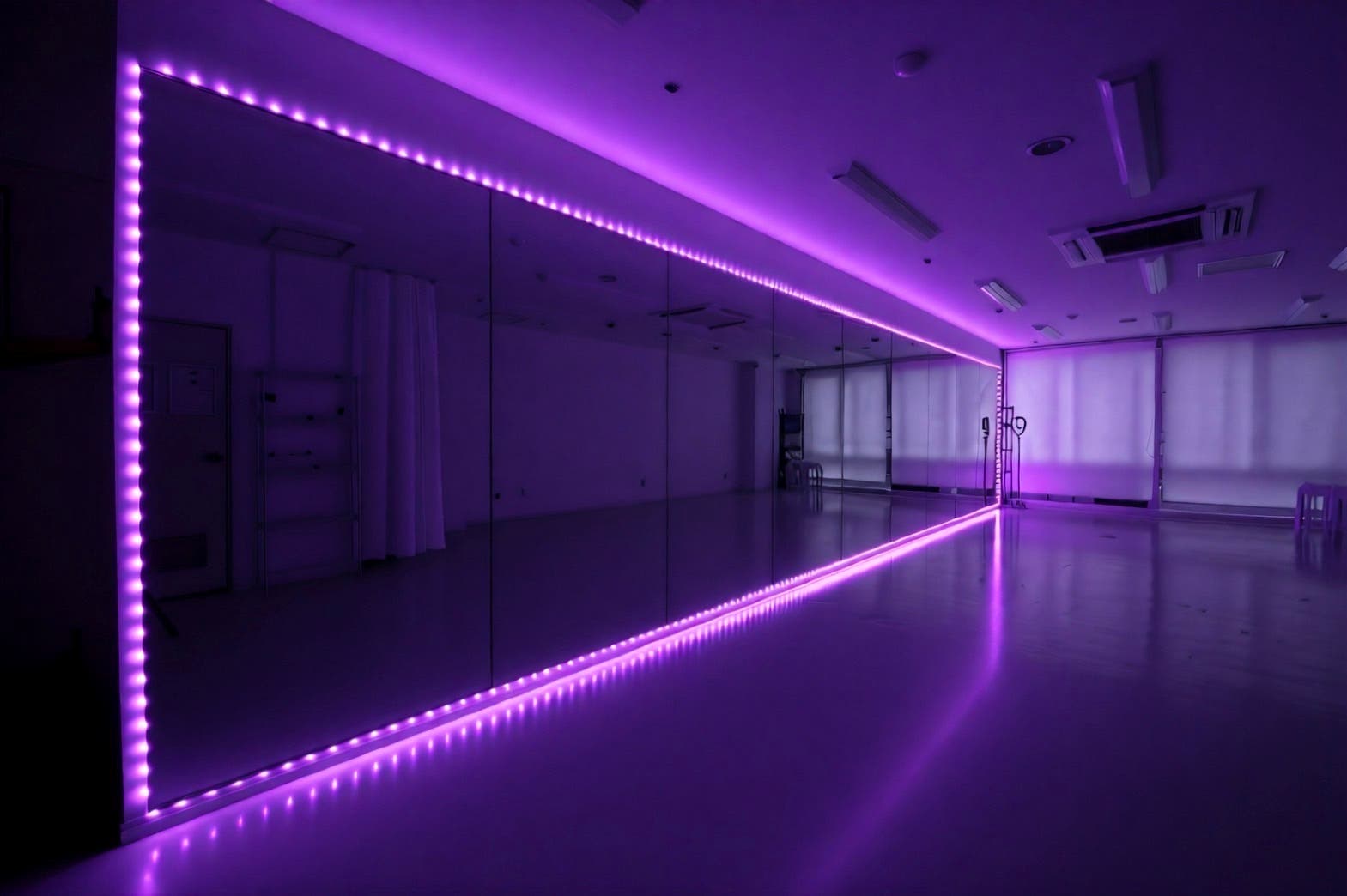 【元町駅徒歩1分】47㎡×9m大型ミラー✨NEW OPEN｜ダンス・撮影｜LED照明完備の写真7