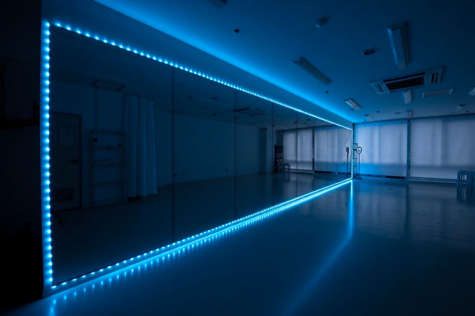 【元町駅徒歩1分】47㎡×9m大型ミラー✨NEW OPEN｜ダンス・撮影｜LED照明完備の写真8