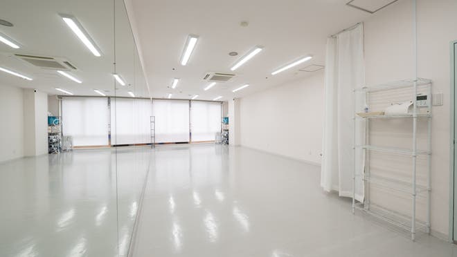 【元町駅徒歩1分】47㎡×9m大型ミラー✨NEW OPEN|ダンス・撮影|LED照明完備の写真13