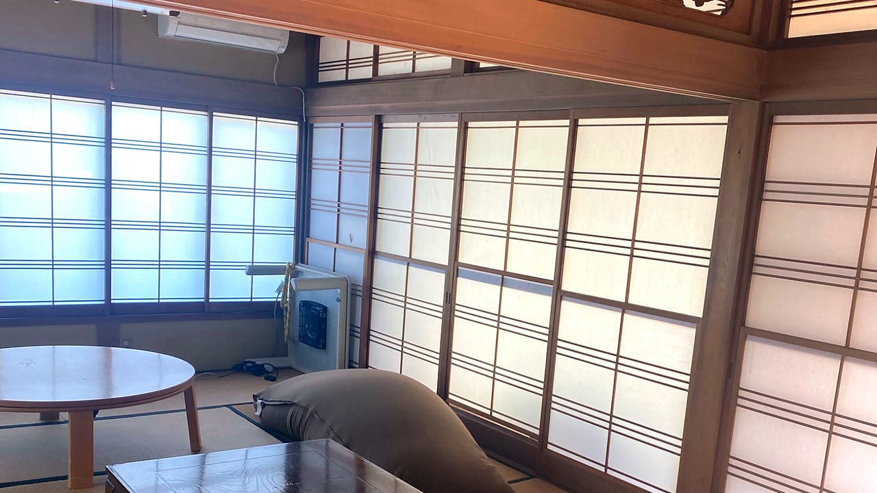 高崎駅から車10分・駐車場10台🚗 庭付き日本家屋を一棟貸切｜パーティー・BBQ・撮影・スポーツ利用にの写真9