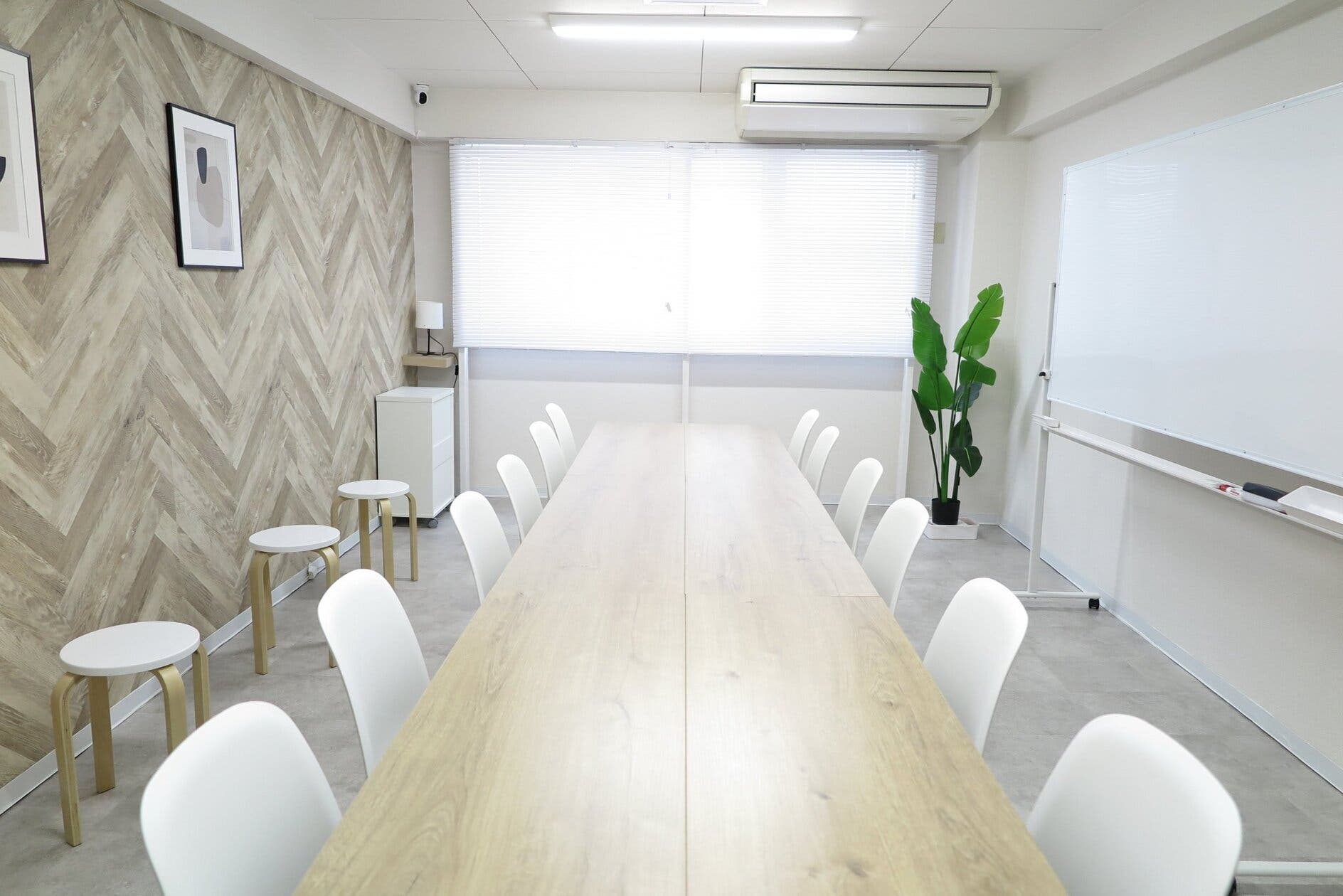 【中崎町駅50秒・梅田ロフト５分⭐】/wifi・設備無料/16名/会議室・施術ベッド・ボードゲーム♠/ゴミ捨て無料の写真10