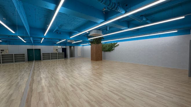【巣鴨駅徒歩3分】2026年8月OPEN!幅12mの巨大鏡、大型空調完備✨の写真4