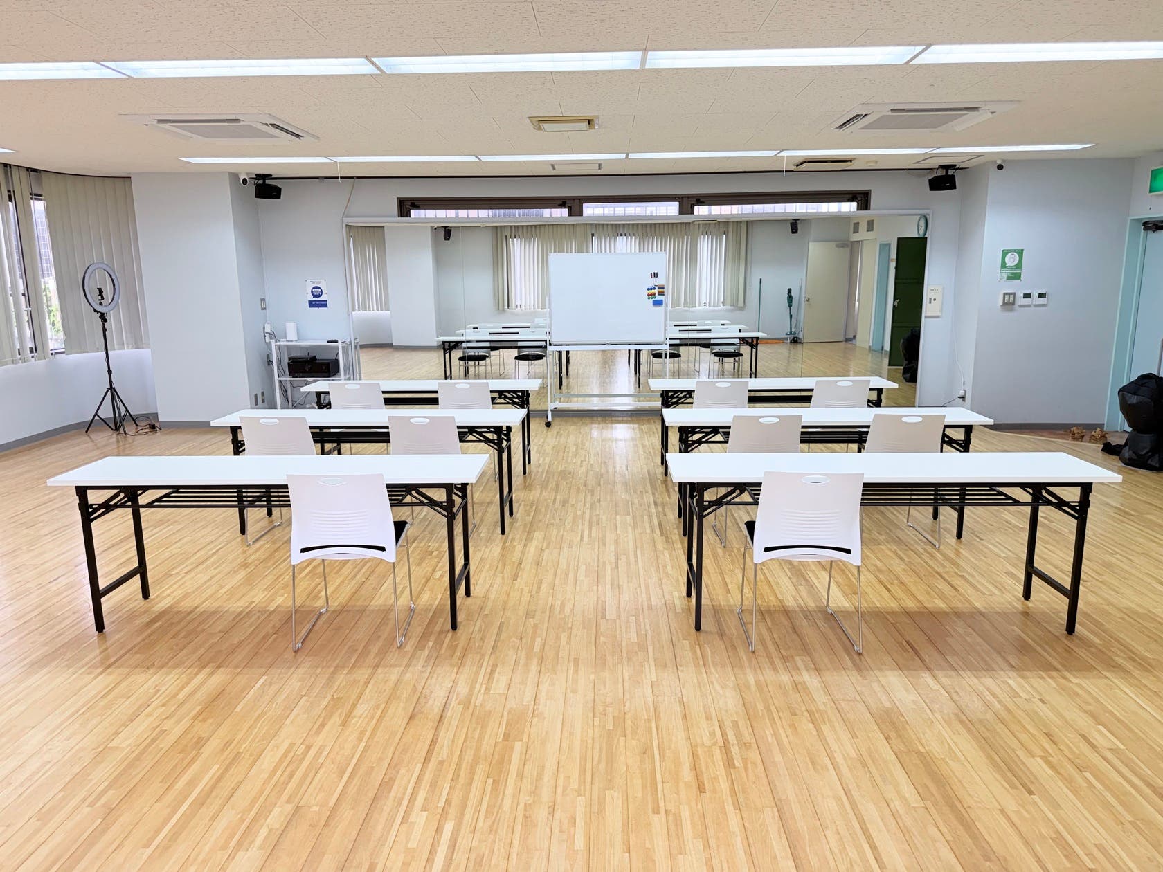 平塚駅西口2分｜地域最大のスクエアな空間｜柱無し｜集客し易い駅近｜20人超でも窮屈さなし｜プロ向け｜本番さながらの熱量を💃の写真27