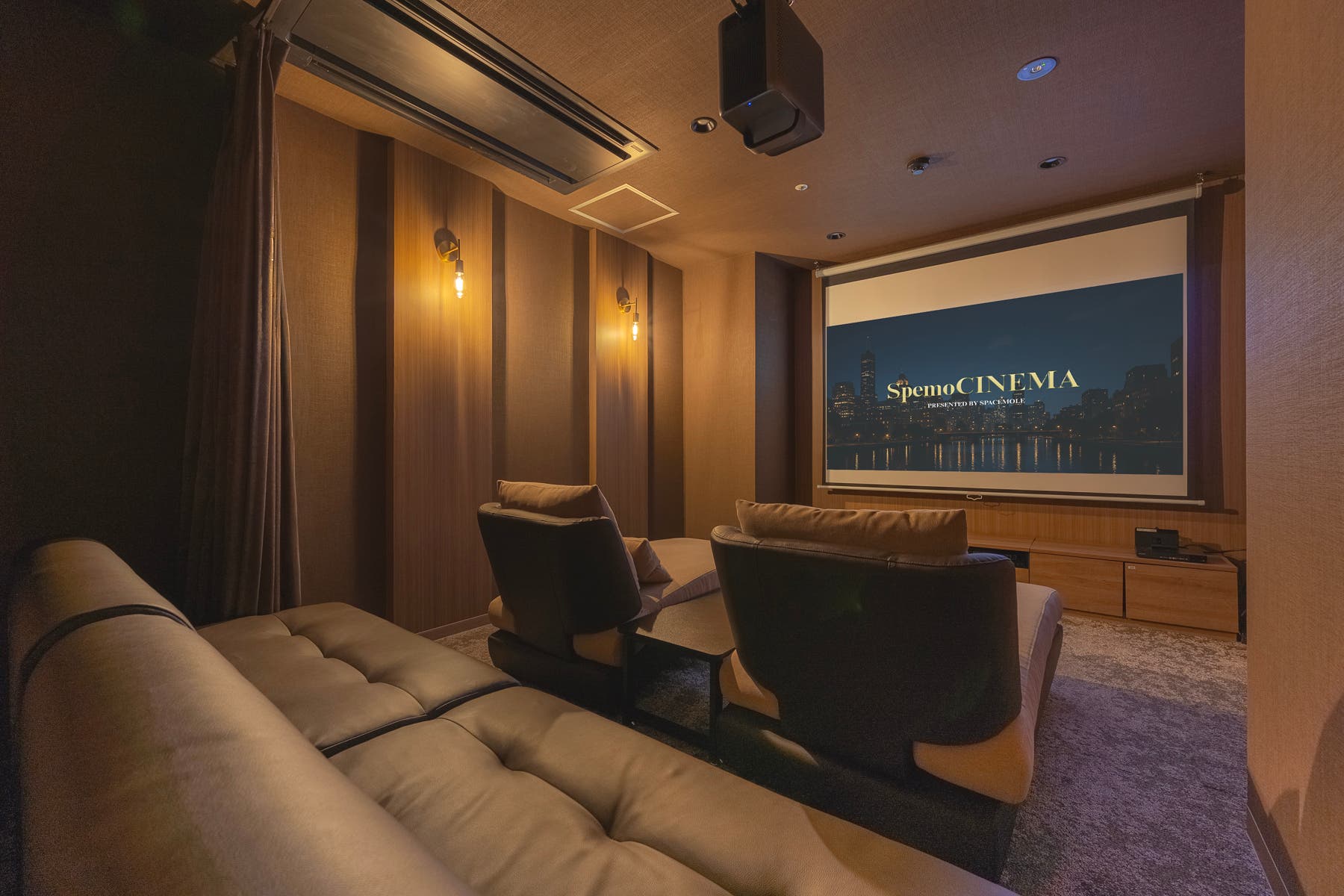スペモシネマ🎬️すすきの駅5分🍷ゴミ無料👌🏻プロジェクター🎥映画デート💞ゲーム🎮721_SpemoCINEMA札幌の写真1