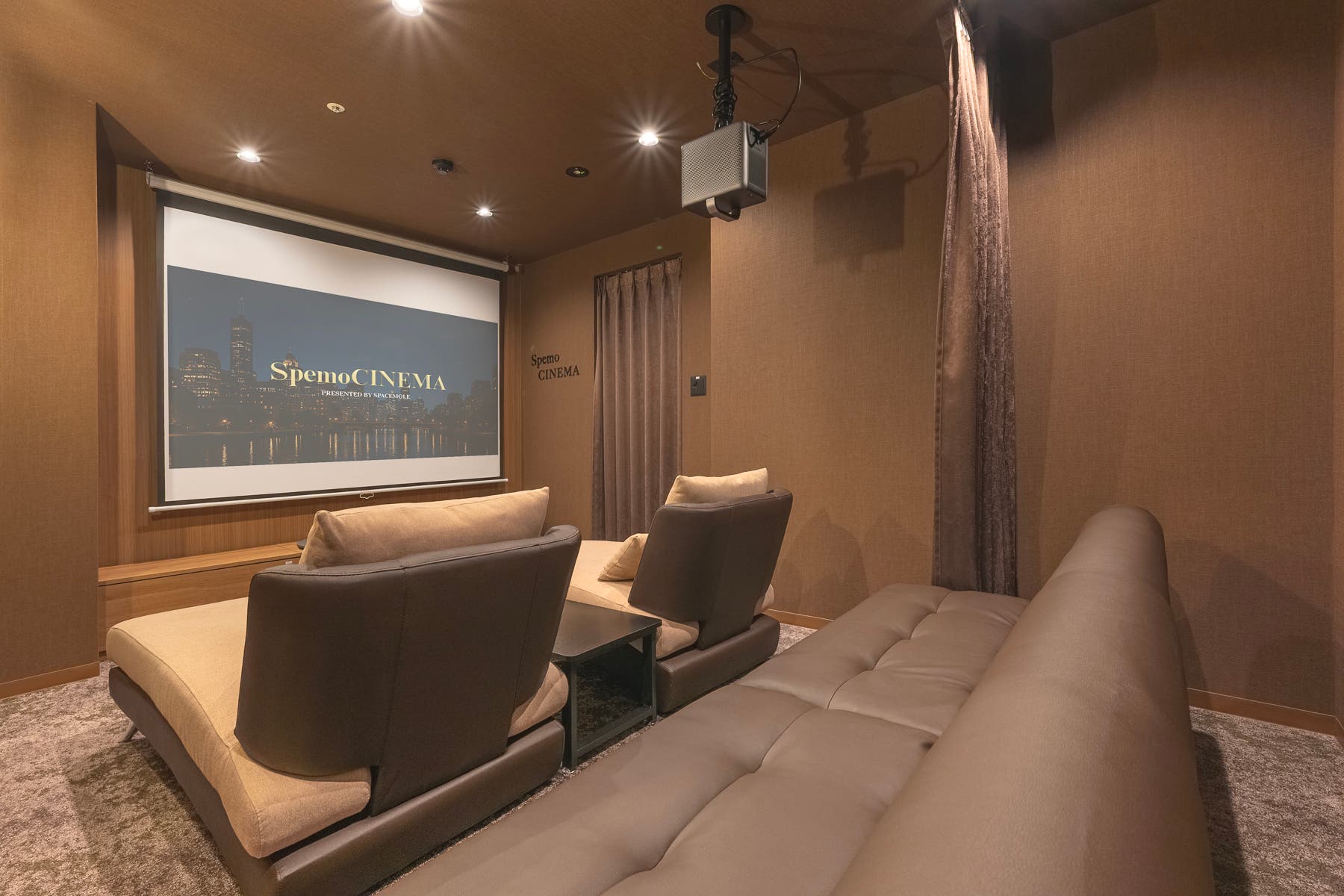 スペモシネマ🎬️すすきの駅5分🍷ゴミ無料👌🏻プロジェクター🎥映画デート💞ゲーム🎮721_SpemoCINEMA札幌の写真7
