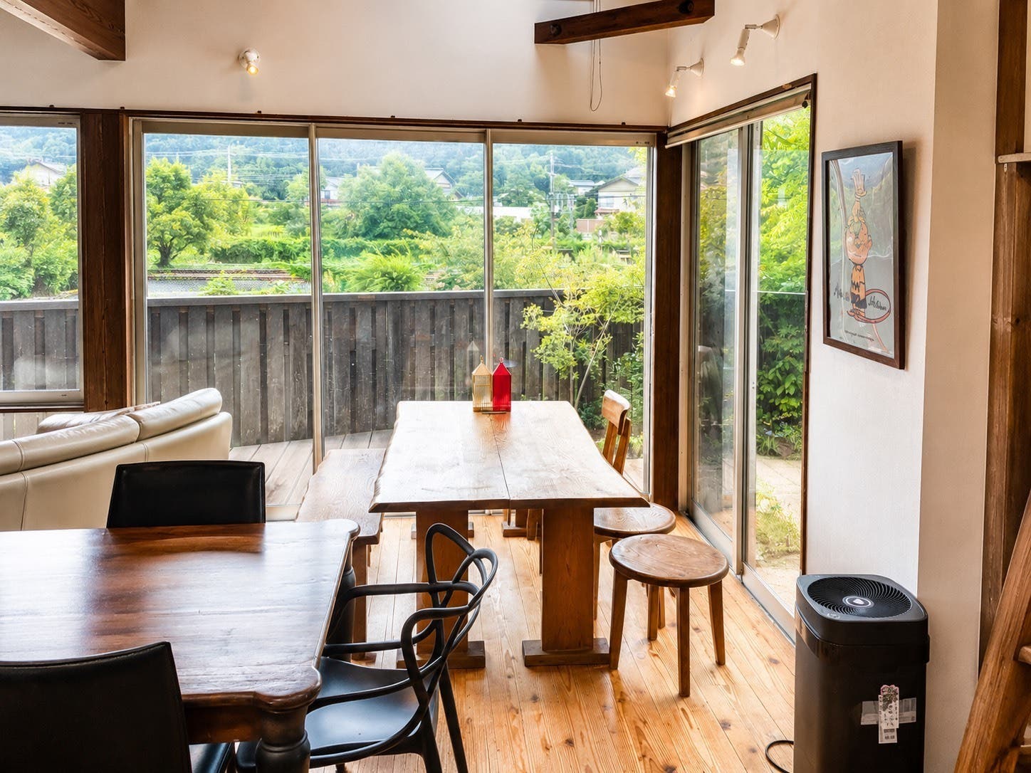 まるごと戸建て貸切✨広々キッチン✨Wi-Fi✨ウッドデッキ・庭✨24時間✨スピーカー🎵各種VOD｜YouTubeの写真8