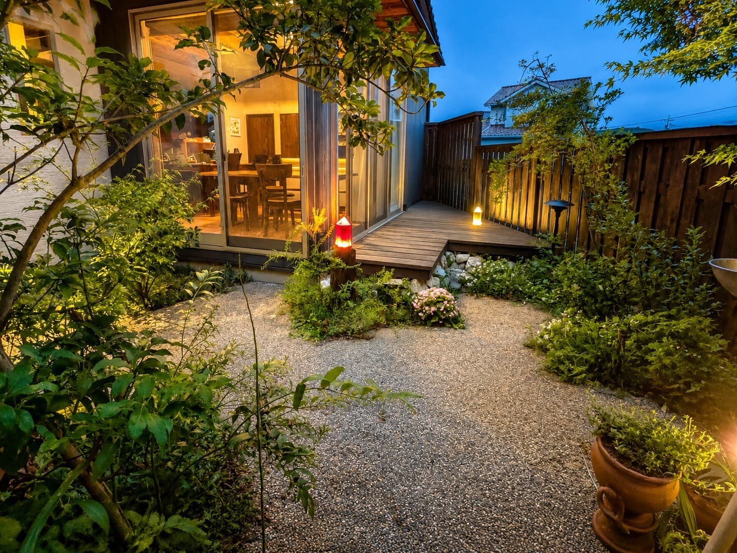 まるごと戸建て貸切✨広々キッチン✨Wi-Fi✨ウッドデッキ・庭✨24時間✨スピーカー🎵各種VOD｜YouTubeの写真5