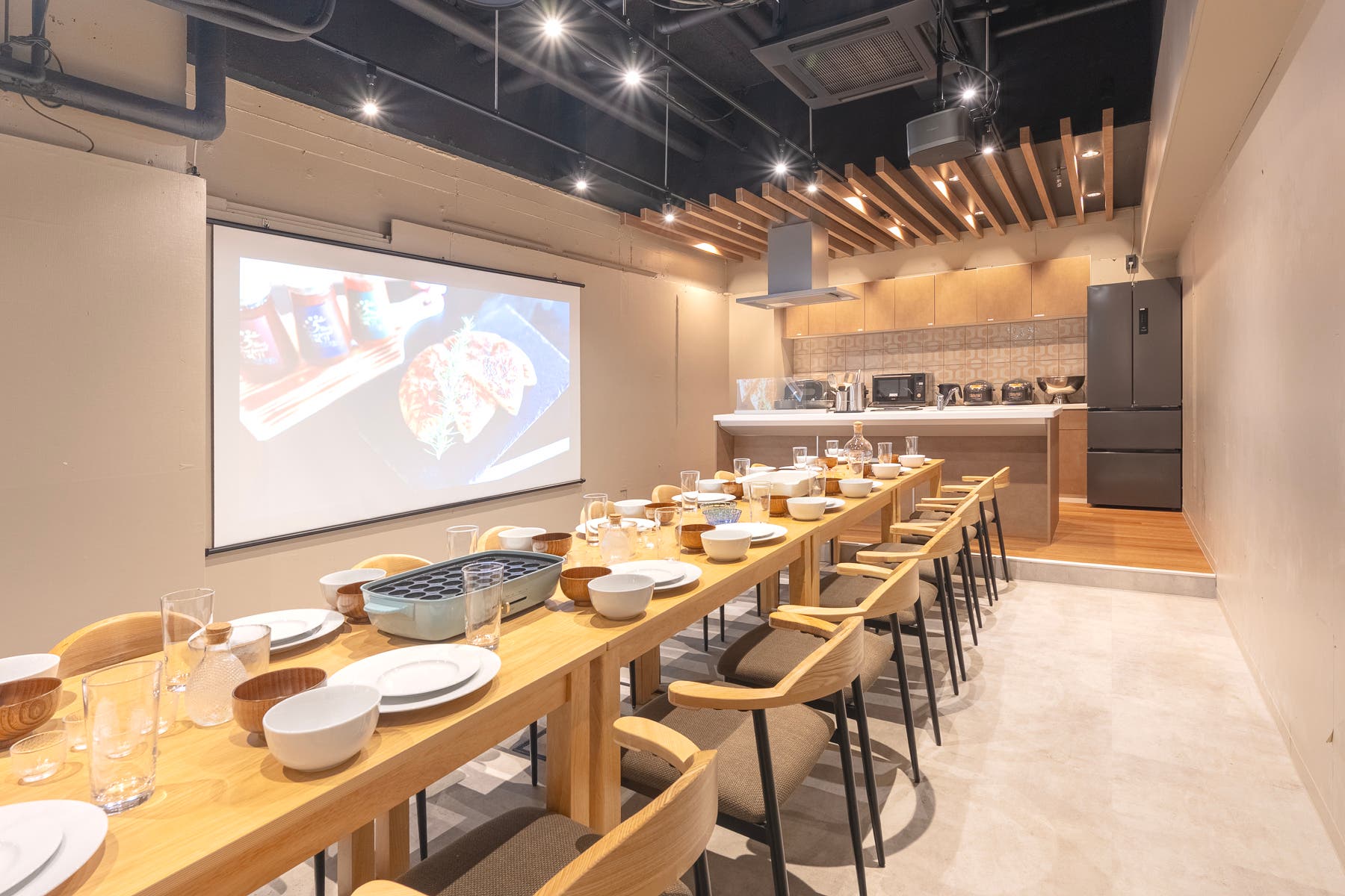 スペモ🥘すすきの駅5分✨広々キッチン🍳プロジェクター🎥パーティー🍷撮影🎥ママ会👶🏻725_KITCHEN札幌の写真1
