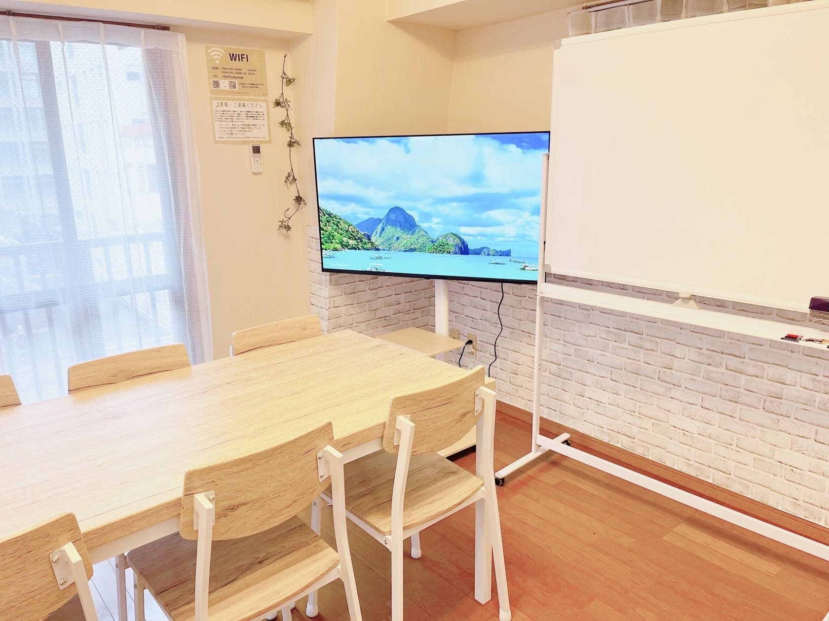 新規OPEN！「県庁前駅徒歩4分」📚打合せ📹撮影📝教室 🎲ゲーム👭女子会🎤推し活📺50型モニターの写真1