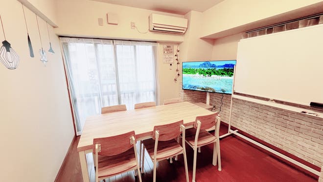 新規OPEN!「県庁前駅徒歩4分」📚打合せ📹撮影📝教室 🎲ゲーム👭女子会🎤推し活📺50型モニターの写真4