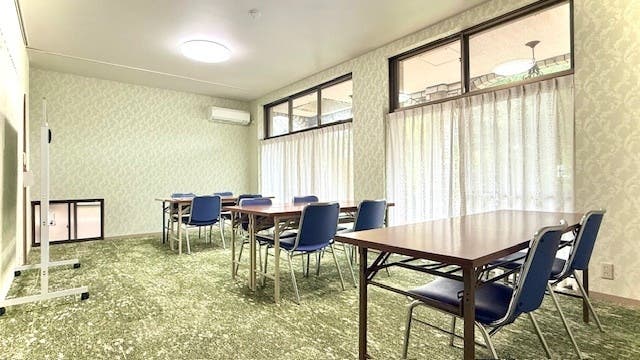 1階洋室「約14帖・23㎡のゆったりスペース」  ー教室・ワークショップ・会議・物撮りなどにー の写真1