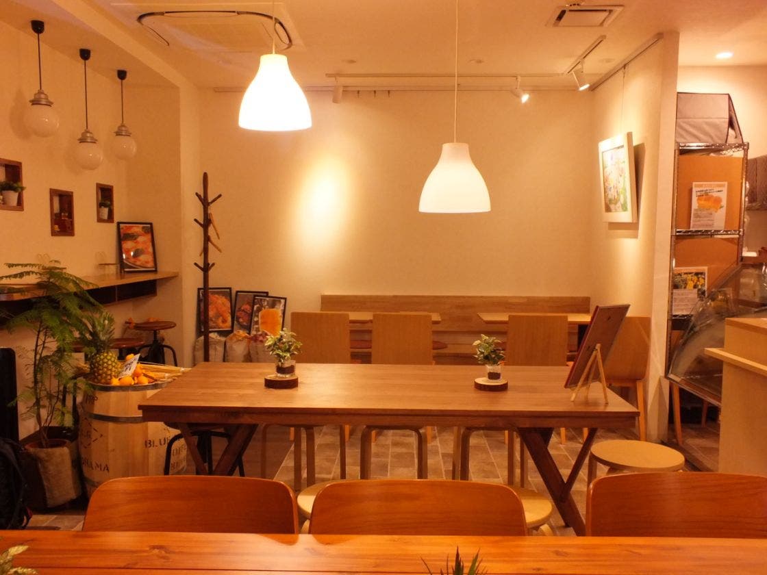 神田駅近　カフェの写真4