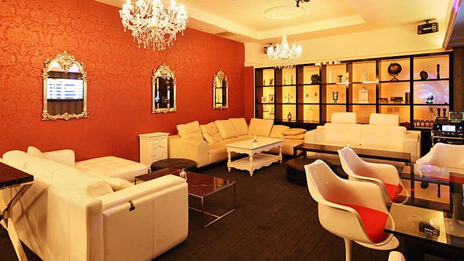 【西麻布】上質な内装がオトナのパーティー空間を演出するミュージックラウンジ/2Fの写真2