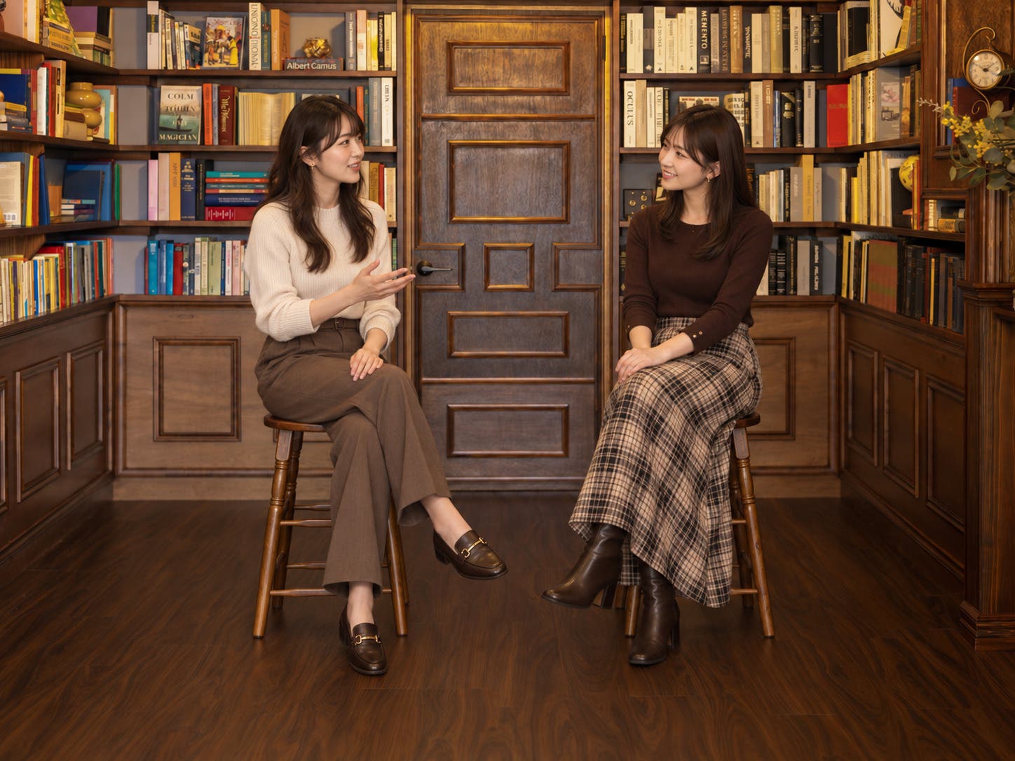 【下北沢・池ノ上】撮影会・ポートレート・インタビュー｜書庫・自然光・屋上｜一棟貸切の写真2