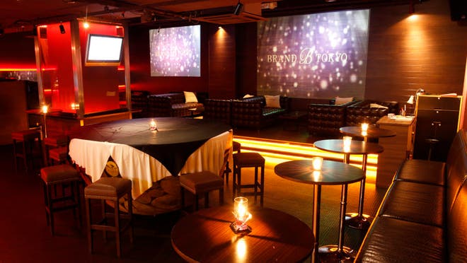 【西麻布】上質な内装がオトナのパーティー空間を演出するミュージックラウンジ/2Fの写真6