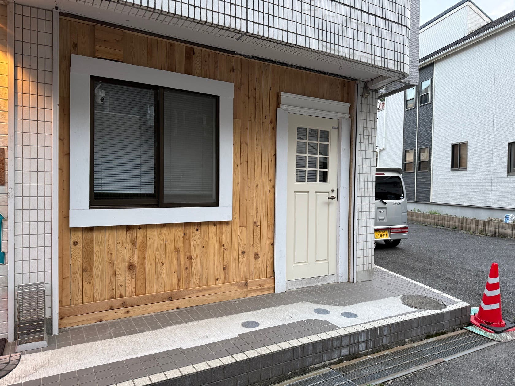 八王子市役所市役所と八王子警察署の目の前！喫茶店として営業している店舗をお貸しします！の写真1