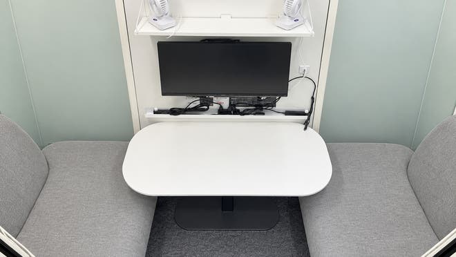 3階11室 鍵付き防音個室 24H営業 ワークブース|WEB会議・オンライン面接・商談利用・テレワーク・配信OKイヤホン不要の写真1