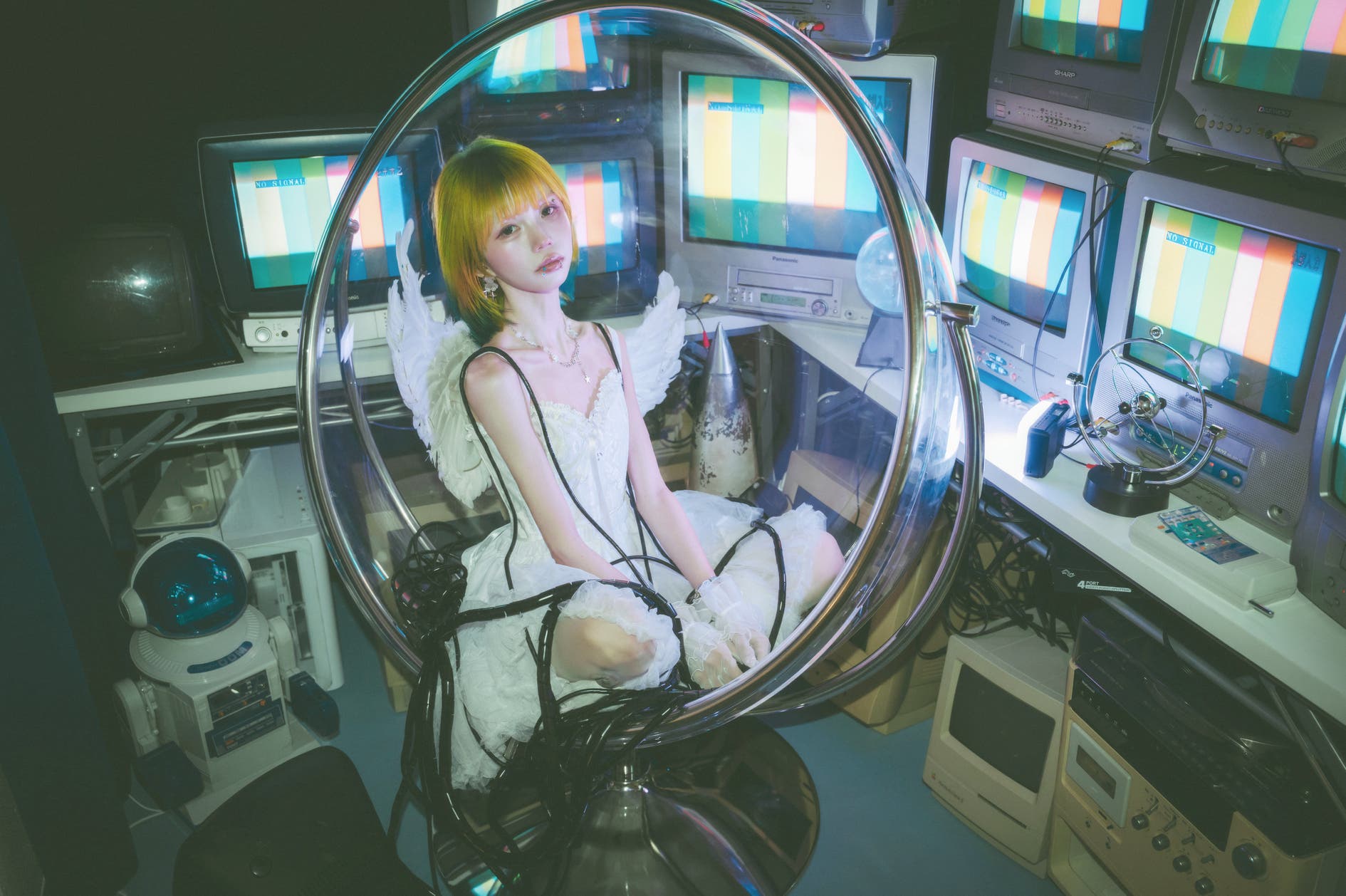 11月11日迄営業/SF/オカルト/睡眠/病院/ブラウン管/遊園地/Y2K/宇宙/コスプレ/踊ってみた/MV/水色/かわいいの写真1