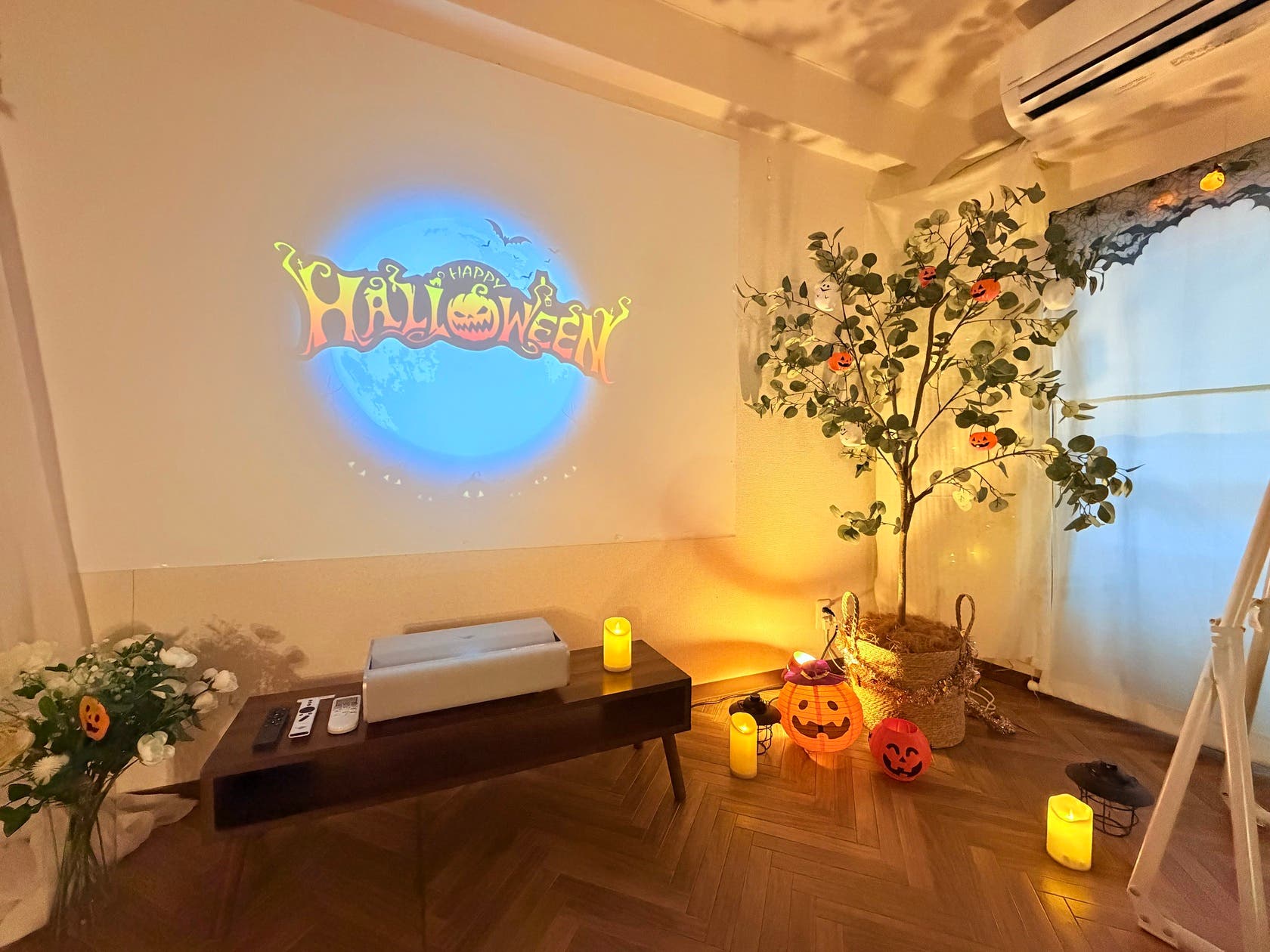 🚃新宿西口駅🚶3分✨高評価🥇ハロウィン🎃ポップコーン🍿コーヒー☕️100㌅ｽｸﾘｰﾝ🎬撮影配信📡🆗ゴミ出し🆓の写真2