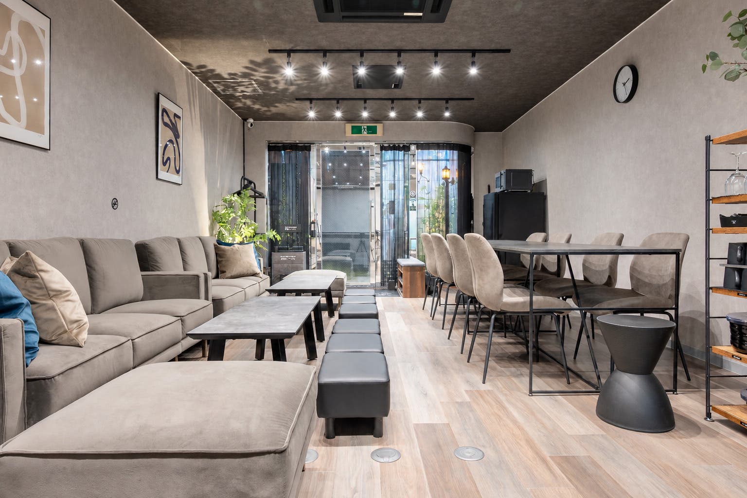 🍷 26年9月OPEN！｜開業記念✦特別価格実施中！｜新大阪駅3分｜最大24名｜地下隠れ家｜外階段直結｜屋外喫煙 🍷の写真2