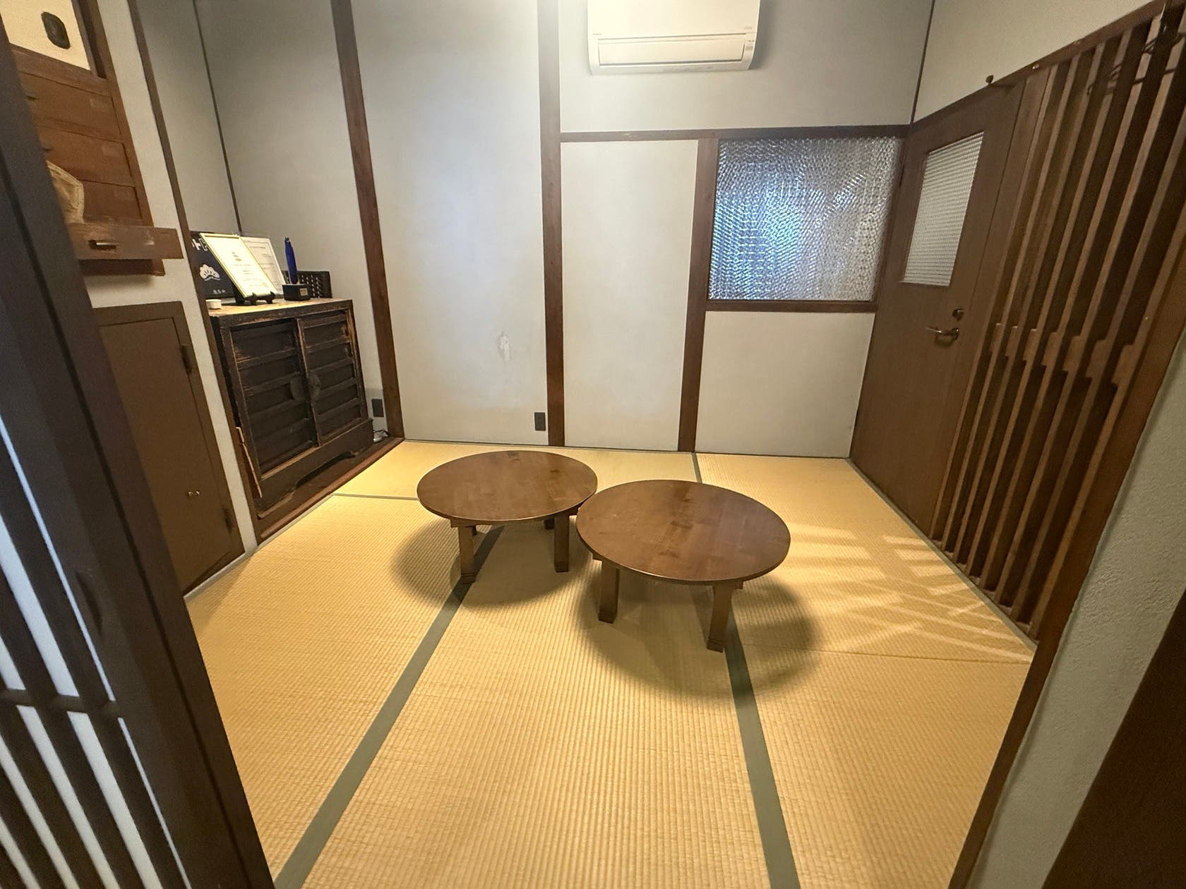長崎市めがね橋近隣の和室｜少人数の集まり・教室・飲み会・ワークショップにの写真1