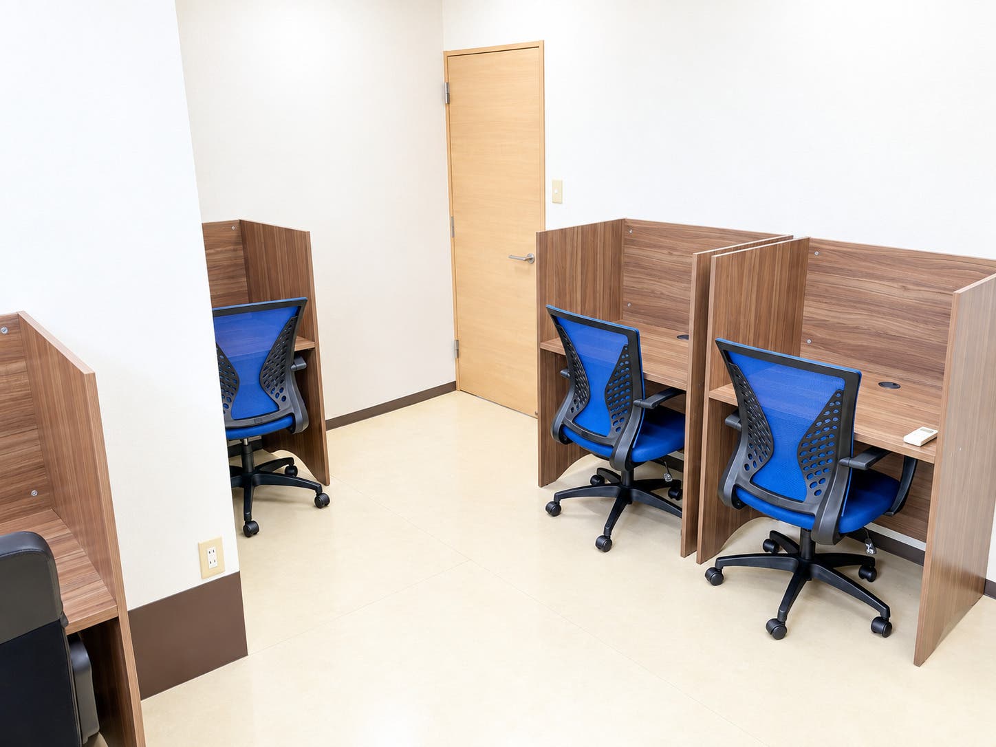 SakuLab Co-Learning JR佐倉駅北口徒歩4分コワーキングスペース WEB会議やミーティング、集中作業に生産性↗の写真2