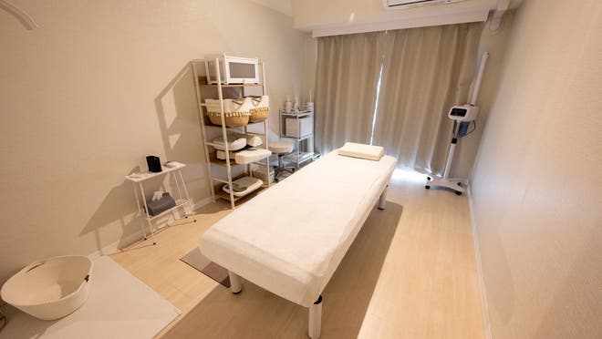 【NEW OPEN🎉期間限定価格】麻布十番6分|完全個室サロン|電動ベッド・スチーマー完備✨即予約可✨エステ/マッサージ/整体の写真1
