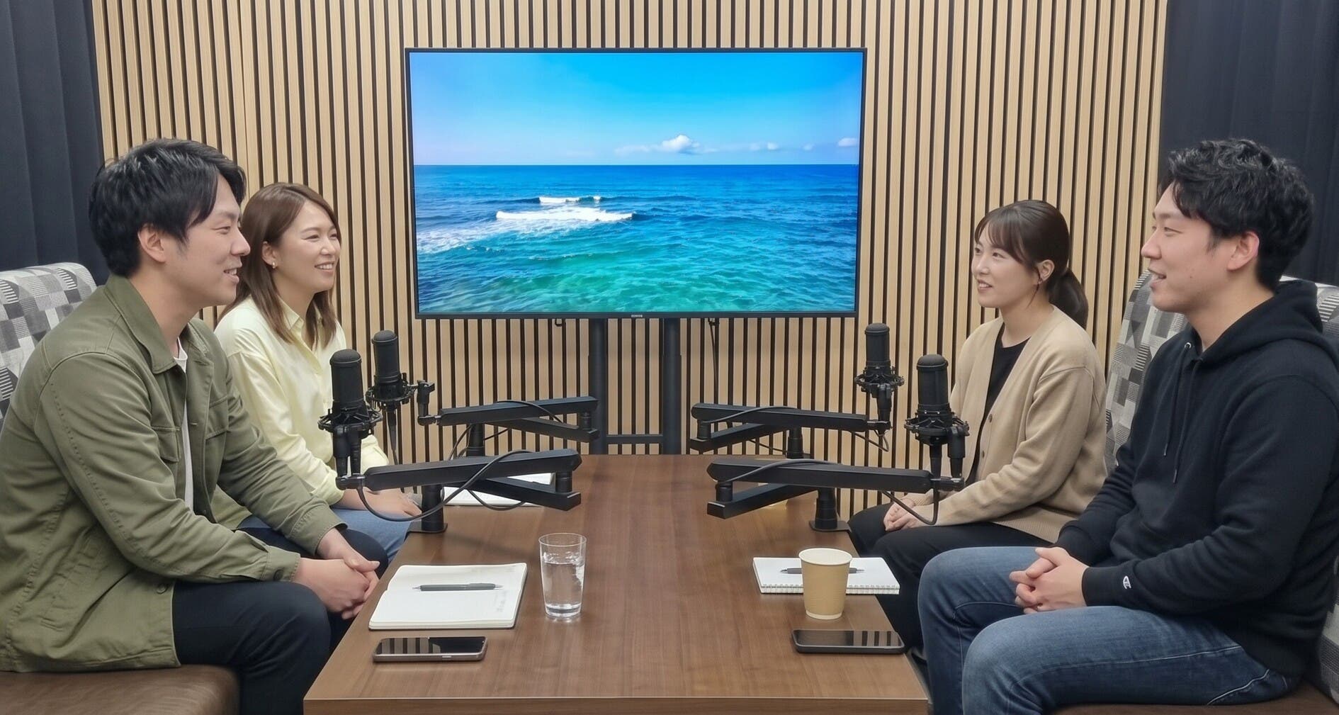 機材無料/初心者OK｜1人から配信・ポッドキャスト収録｜カメラ3台・マイク4本・スイッチャー完備｜大門駅徒歩5分の写真1